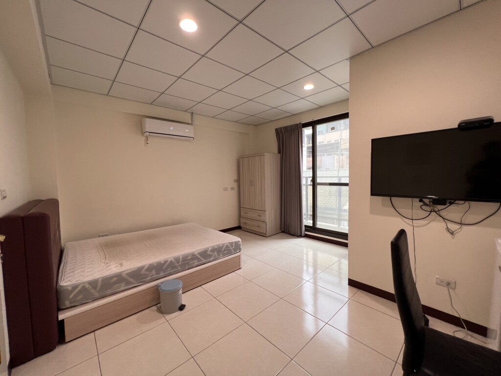 台中市北區自強街電梯大廈⭐電梯新屋⭐陽台獨洗⭐衛浴開窗⭐格局方正⭐秒殺速洽 房屋出租 樂屋網