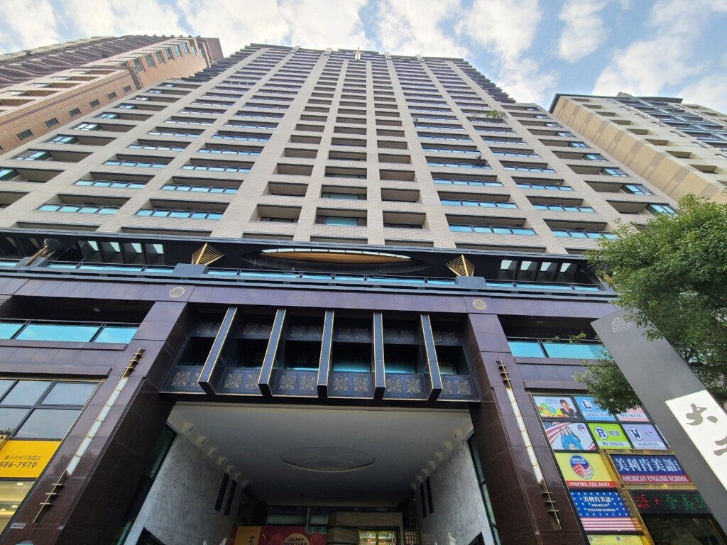 大千麗緻大廈高雄市鼓山區神農路電梯大廈外商主管的最愛~大千面農16森林景觀住家~管理嚴格 房屋出租 樂屋網