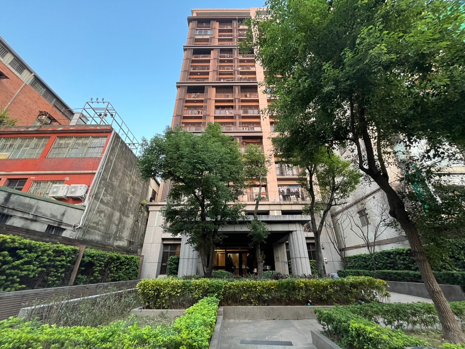 東村時上新北市三重區溪尾街電梯大廈東村時上近三和國中捷運小資美屋車位 房屋出售 樂屋網