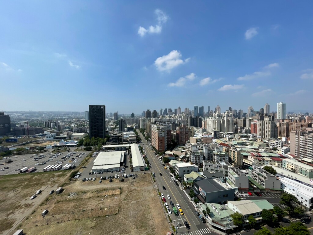 豐邑大境豐藝台中市南屯區永春東七路電梯大廈豐邑大境★四房景觀視野戶，氣派豪氣首選 房屋出售 樂屋網