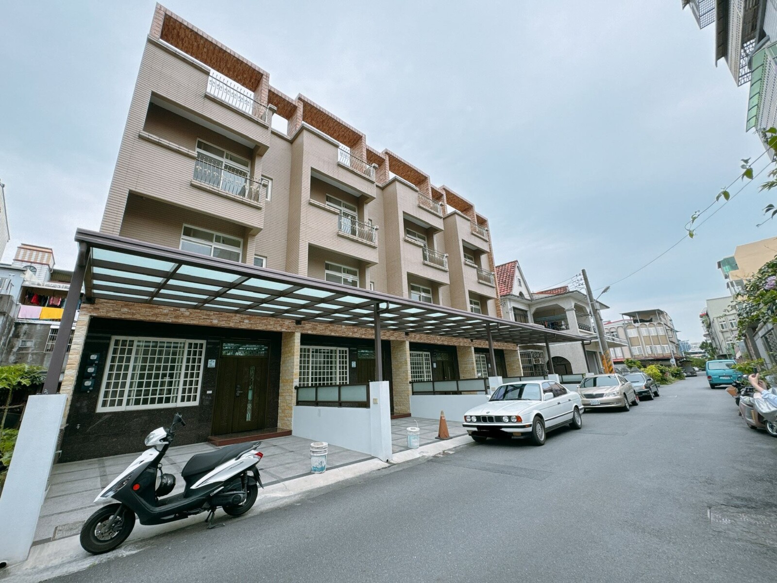 P2416羅東北成商圈近羅運雙車位全新4大套房別墅 - 宜蘭縣羅東鎮買房子、房屋出售 | 樂屋網