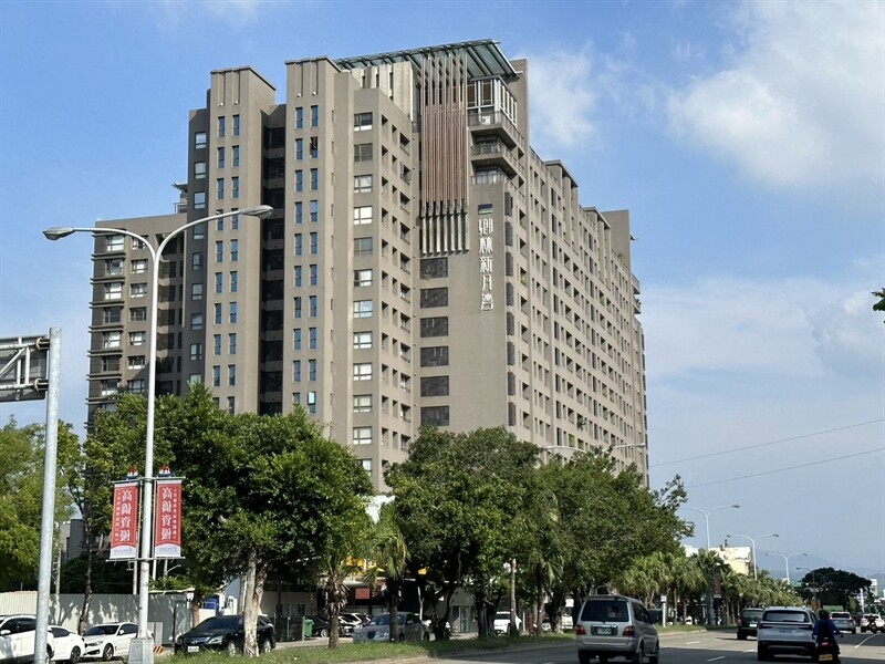 遠見房屋鄉林新月灣中山醫三房平車 台中市南區鄉林新月灣買房子、房屋出售 樂屋網