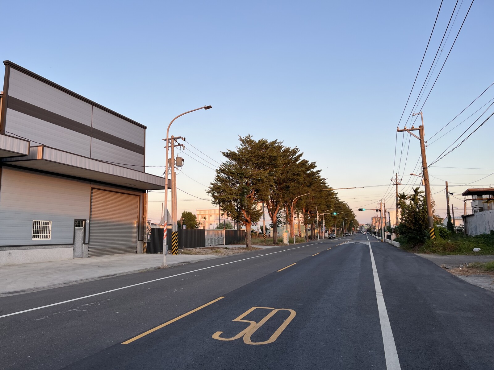 倉庫大湖12米路大面寬店面廠房高雄市湖內區忠孝街 樂屋網 廠房買賣