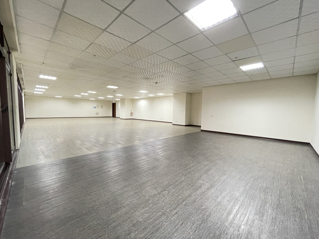 桃園市中壢區高鐵站前西路一段高鐵站★國際金融雙星★指標商辦出租 樂屋網
