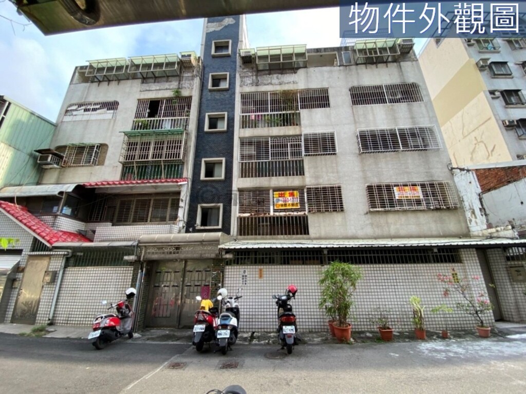 高雄市新興區林森一路公寓近新崛江商圈美麗島捷運站稀有公寓二樓 房屋出售 樂屋網