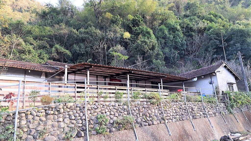 南投縣國姓鄉國姓路農舍好山好水 近市區路好走 簡餐咖啡廳民宿都適合 房屋出售 樂屋網
