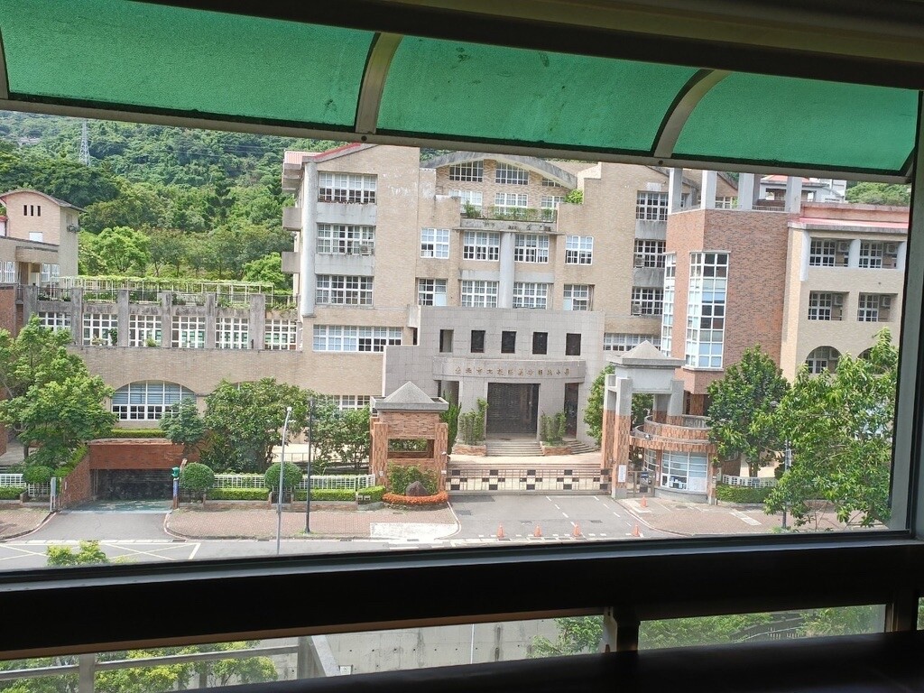 鄉林玉川a台北市北投區泉源路電梯大廈北投小品景觀宅 房屋出售 樂屋網