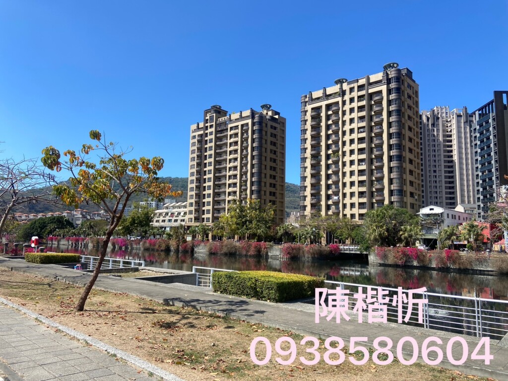 愛河水悅ef棟高雄市鼓山區河西一路電梯大廈【法拍】美術館愛河水悅ef棟面中都濕地公園 房屋出售 樂屋網