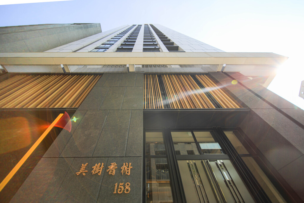 美樹香榭凱越香榭高雄市鼓山區明誠四路電梯大廈美術館美樹香榭全新未住高樓景觀精緻二房 房屋出租 樂屋網