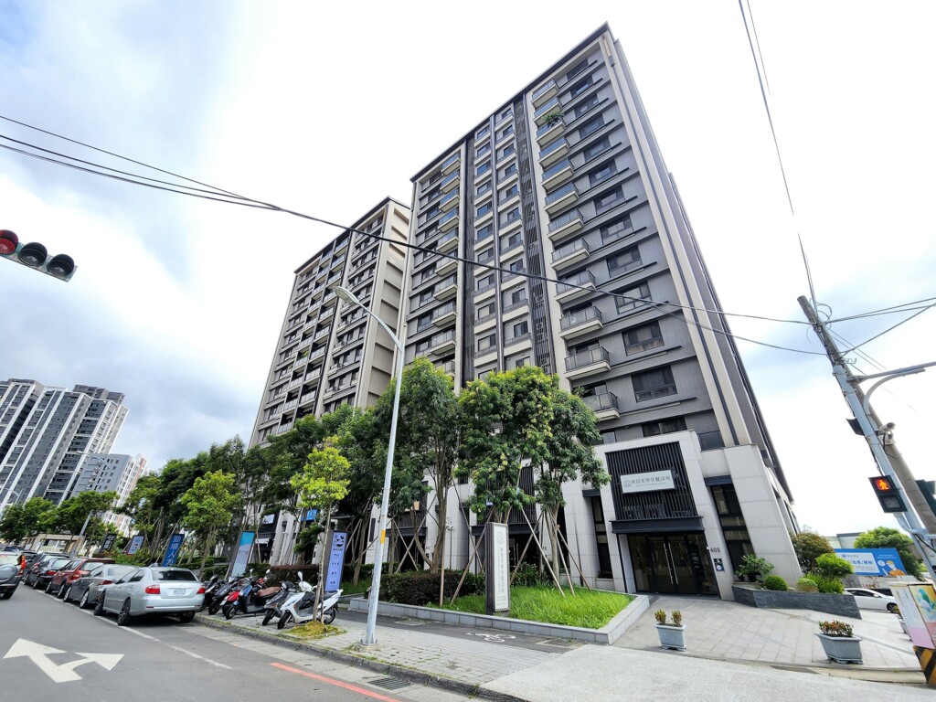 實心甜新竹縣竹北市環北路五段電梯大廈獨家！實心甜邊間朝南可使用28坪大三房！竹北華興 房屋出售 樂屋網