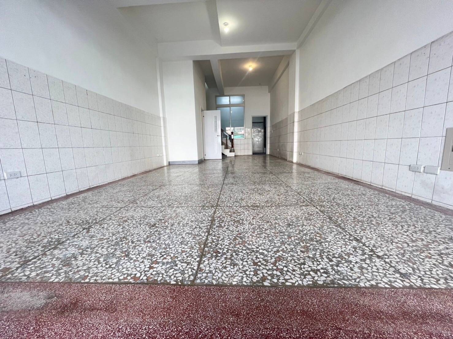 台中市東區旱溪西路一段透天厝旱溪臨路金透店 房屋出售 樂屋網