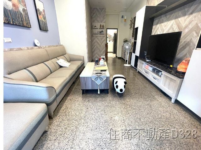 品富天廈台南市安平區郡平路電梯大廈a~決心要賣~億載新裝潢店住合一 房屋出售 樂屋網