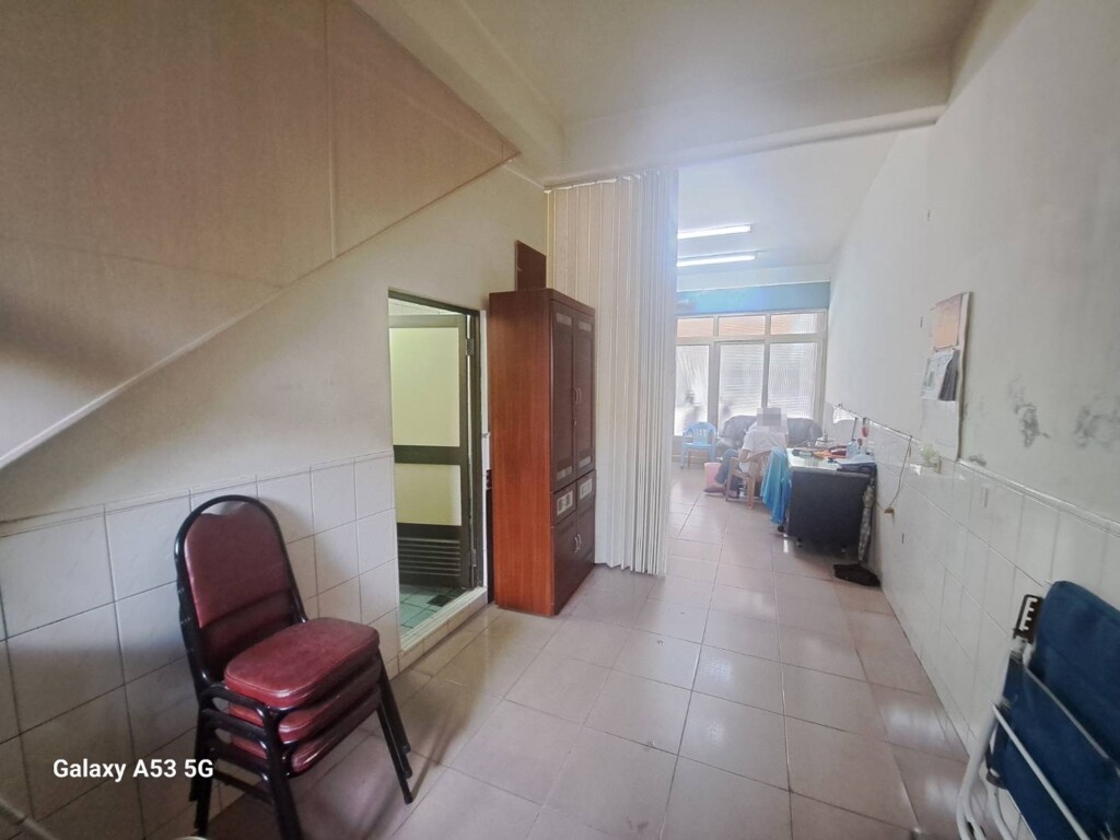 高雄市前鎮區瑞東一街,透天厝,瑞隆五甲雙商圈8米正街上正樓無夾層騎樓透天(皮哥) | 房屋出售 | 樂屋網