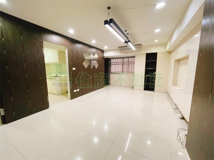 台北市松山區南京東路四段電梯大廈小巨蛋旁少釋出高樓住辦 房屋出售 樂屋網