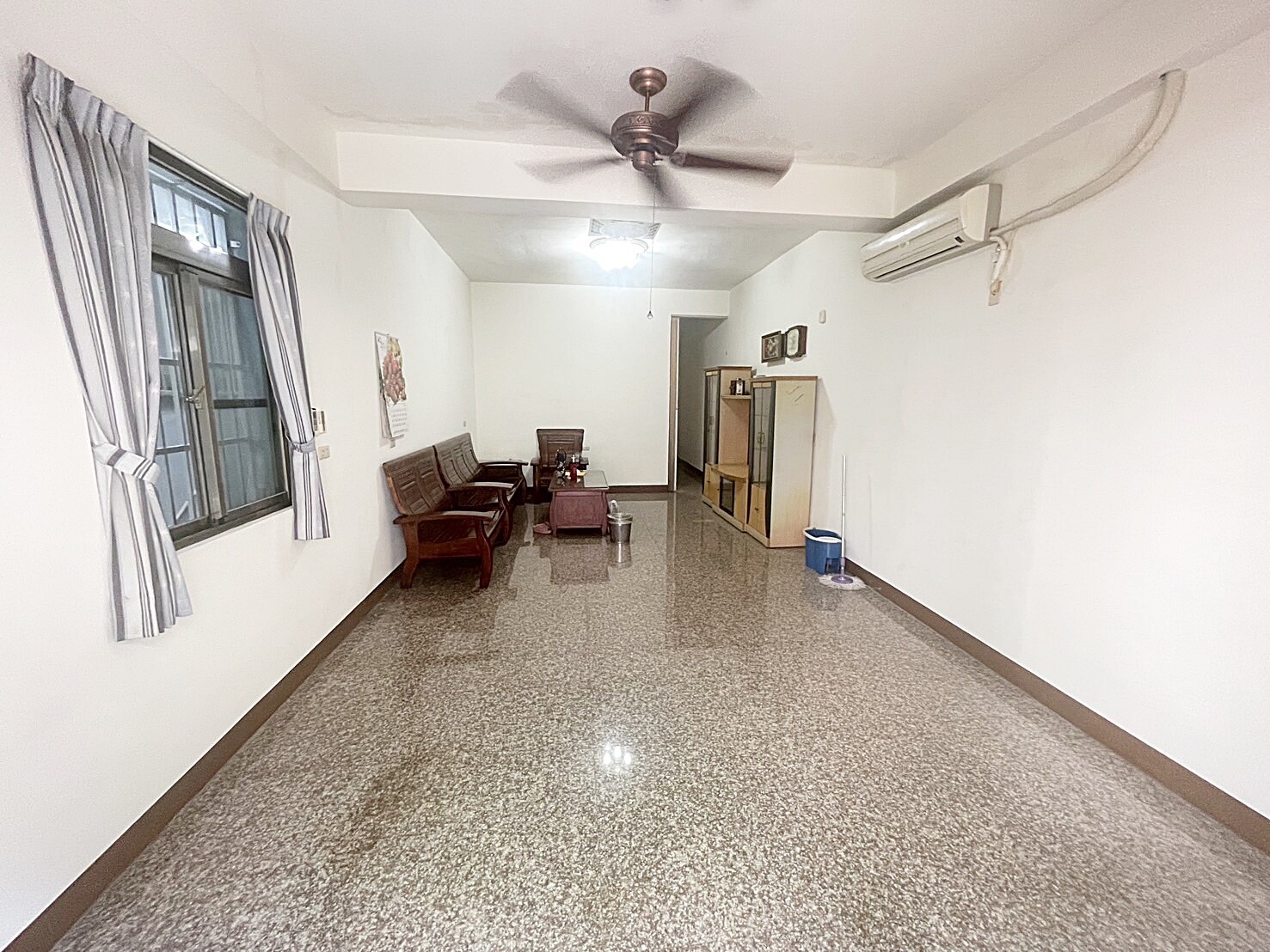 台南市歸仁區民權南路歸仁民權稀有全新翻修優質透天學區出租出租 | 樂屋網