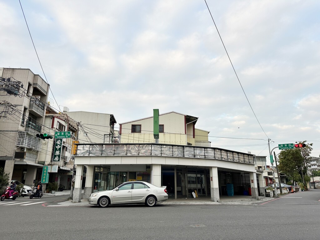 屏東縣屏東市崇蘭透天厝環保公園三角窗大地坪店面出租u 房屋出租 樂屋網