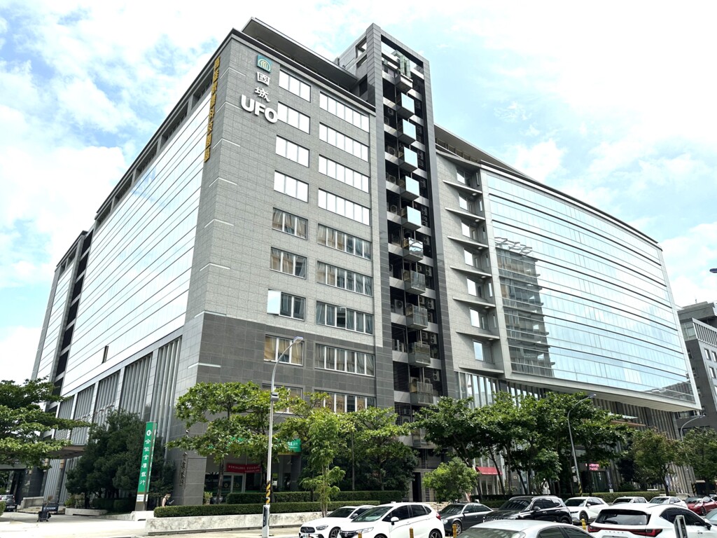 國城ufo高雄市前鎮區復興四路電梯大廈亞洲新灣區國城ufo軟體科技園區商辦附平車 房屋出售 樂屋網