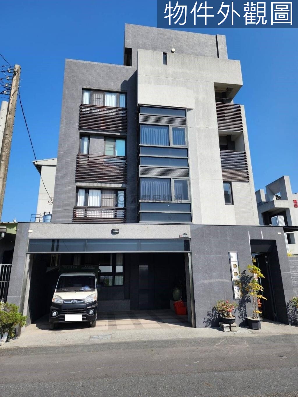 屏東縣九如鄉忠孝街透天厝屏東九如獨棟六年屋大面寬臨路雙車墅 房屋出售 樂屋網