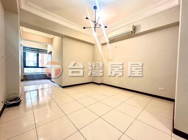 新北市蘆洲區長安街電梯大廈佳瑪商圈18年電梯華廈一層一戶有增建可三房 房屋出售 樂屋網