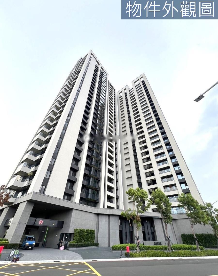 山湖海無敵景觀高樓層永久棟距三房平車 高雄市左營區太普美術海買房子 樂屋網
