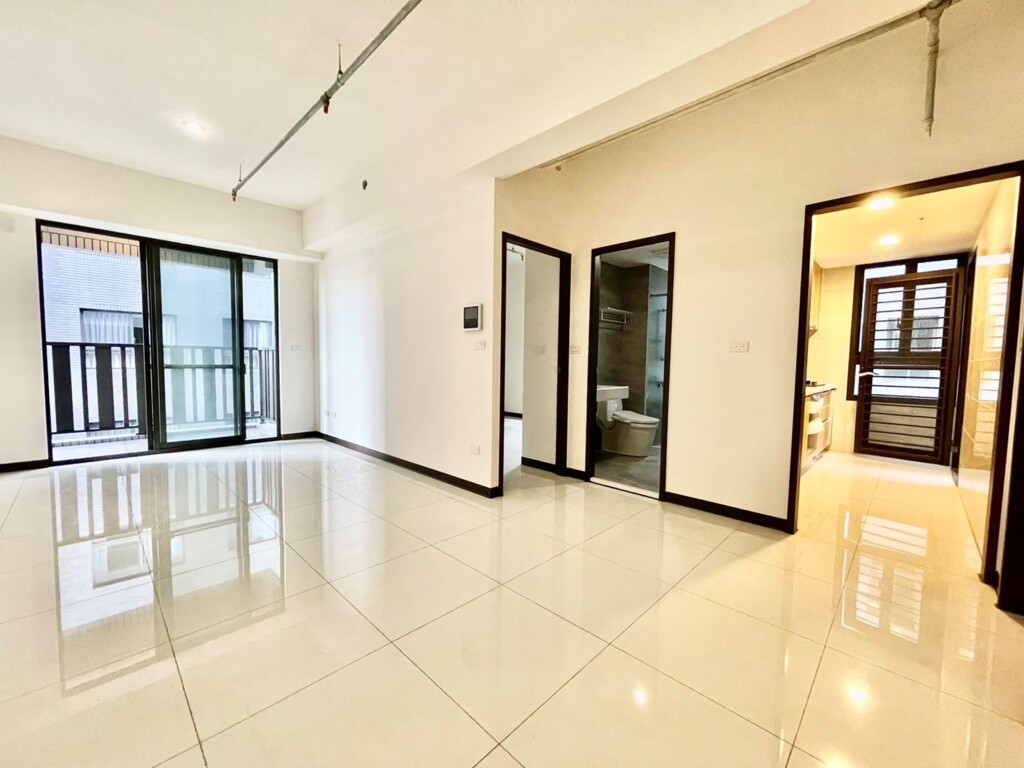 文心大慶台中市南區大慶街一段電梯大廈vr文心大慶⭐室內主附22坪⭐沒買到心會痛 房屋出售 樂屋網