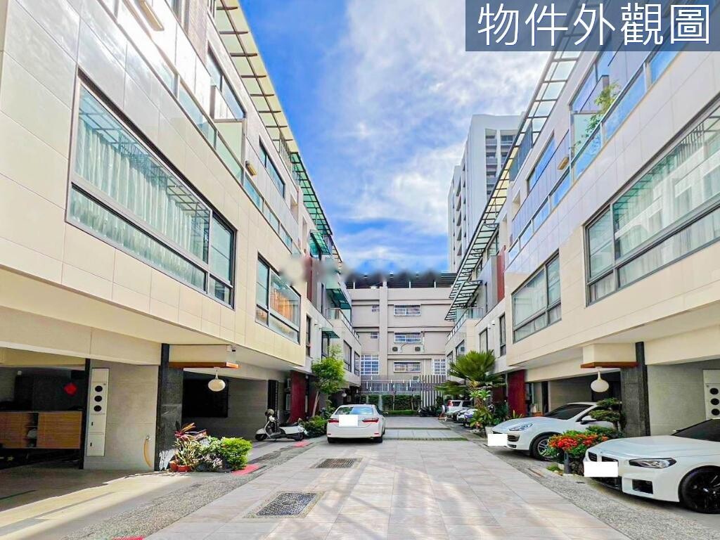 鳳翔重劃區雙捷運美裝潢電梯雙車豪墅 高雄市鳳山區璟自在買房子、房屋出售 樂屋網
