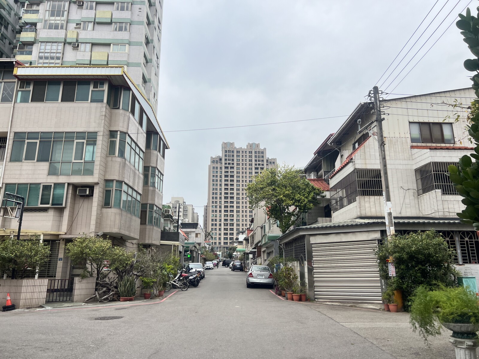 中科商圈 八米活路門前停車美透天 台中市西屯區買房子、房屋出售 樂屋網