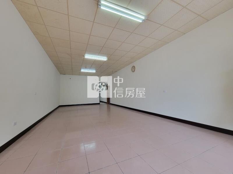 桃園市楊梅區幼獅路二段透天厝出租近幼獅交流道大坪數邊間美透店 房屋出租 樂屋網