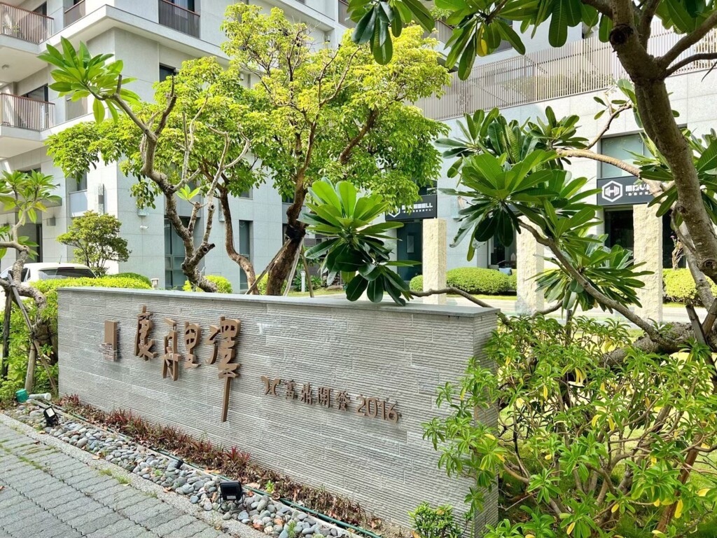 康舟里澤台南市安平區健康路三段電梯大廈康舟里澤高樓海景三車豪邸 房屋出售 樂屋網