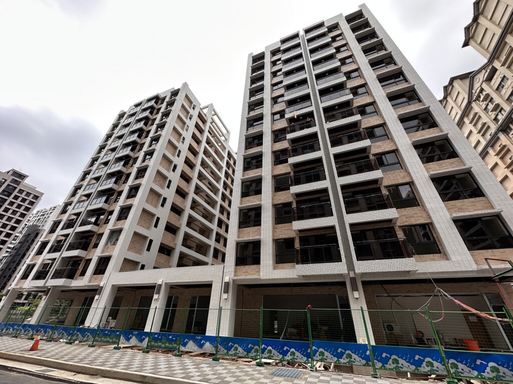 新市二丁目新北市淡水區新市一路一段電梯大廈新市二丁目全新露台三房 房屋出售 樂屋網