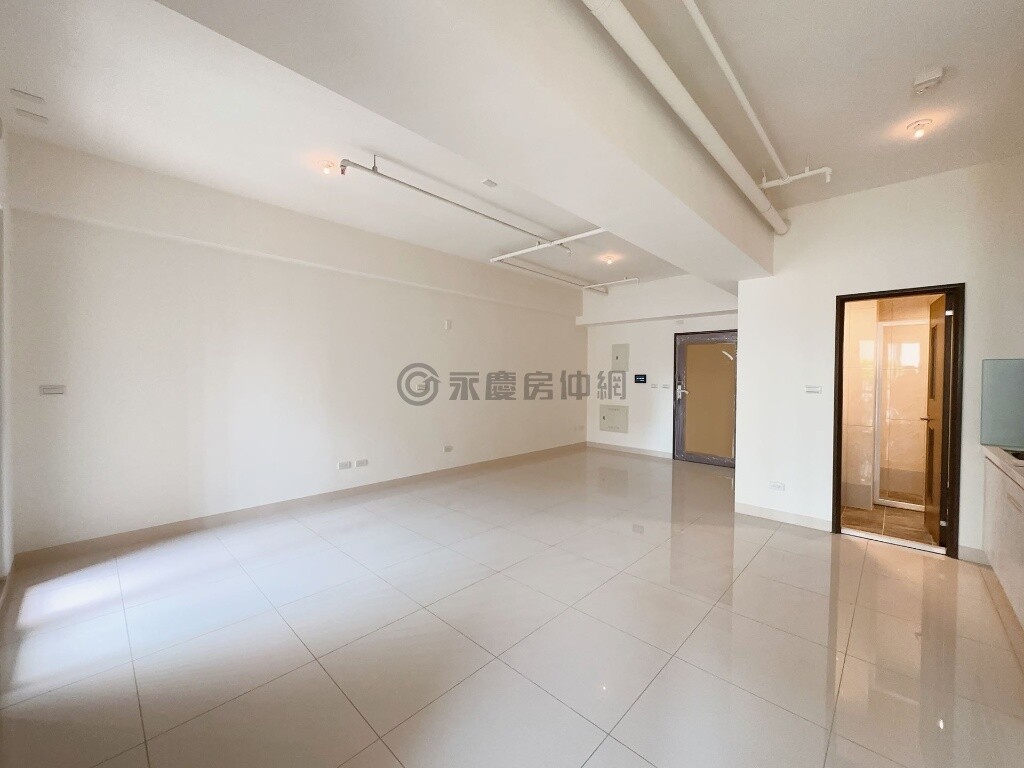 郡都當代高雄市三民區同盟一路電梯大廈高醫 郡都當代 高樓2房配平面車位 採光佳 房屋出售 樂屋網