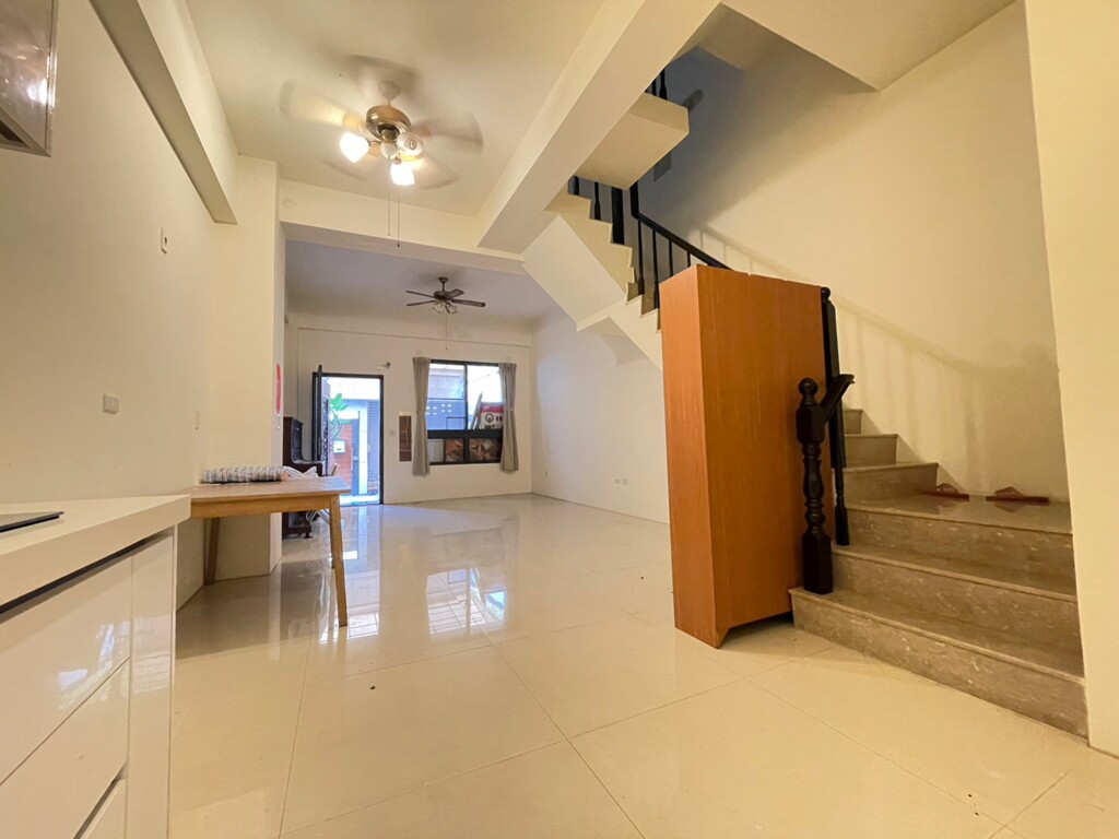 台中市沙鹿區北勢東路別墅台灣雅豐沙鹿店 未來捷運臨路前院美別墅 5408 房屋出售 樂屋網