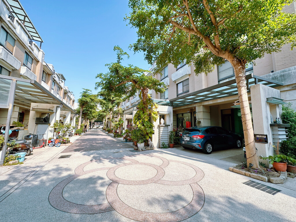 鄉林綠世界台中市南屯區新德街別墅鄉林綠世界｜震後大地坪別墅 房屋出售 樂屋網