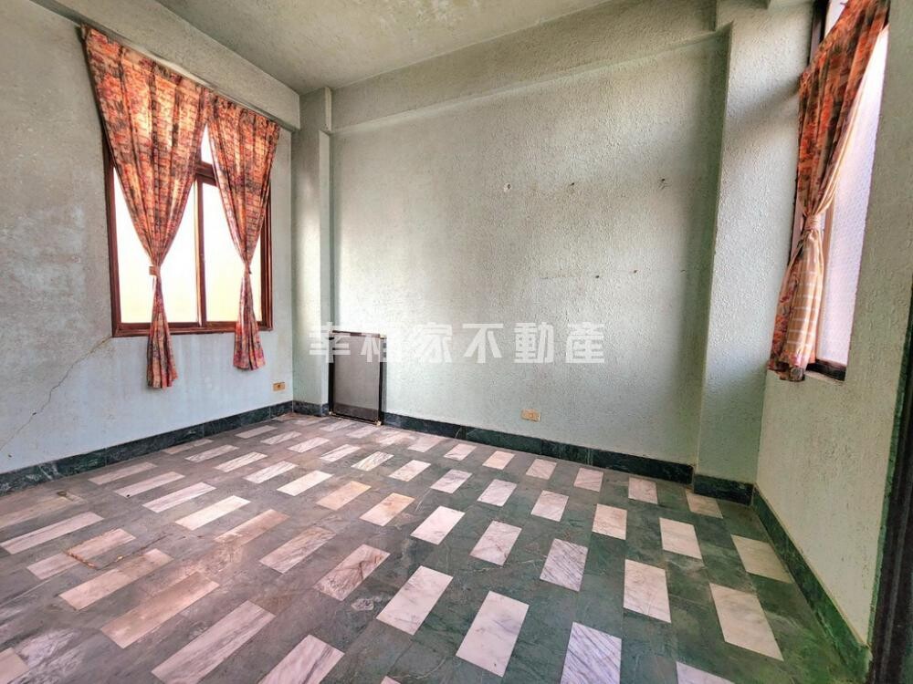 台南市中西區永華路一段透天厝出價就談 新天地★海安雙城區rc透天 房屋出售 樂屋網