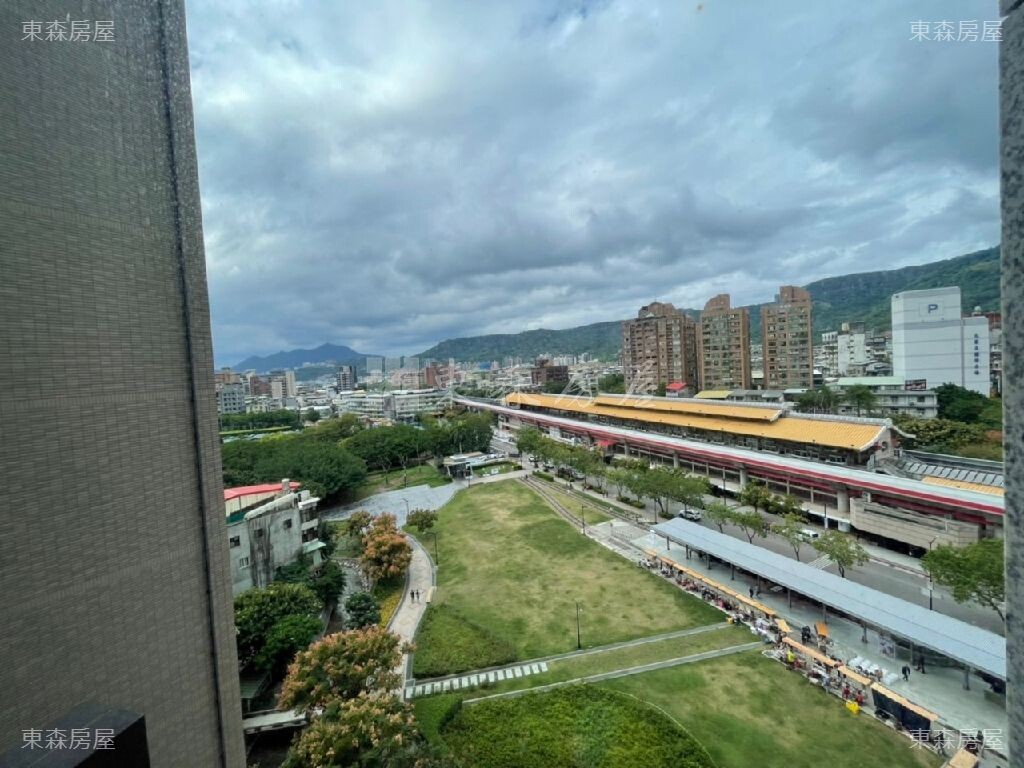 台北市北投區光明路電梯大廈御品捷運景觀兩房車0228985858誠摯歡迎您蒞臨光明路47號 房屋出售 樂屋網