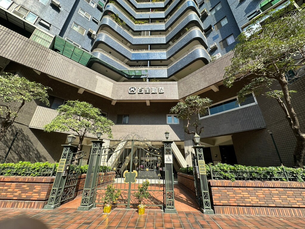 百星新都高雄市鼓山區華榮路電梯大廈巨蛋瑞豐夜市美三房【住商韓保珠】 房屋出售 樂屋網