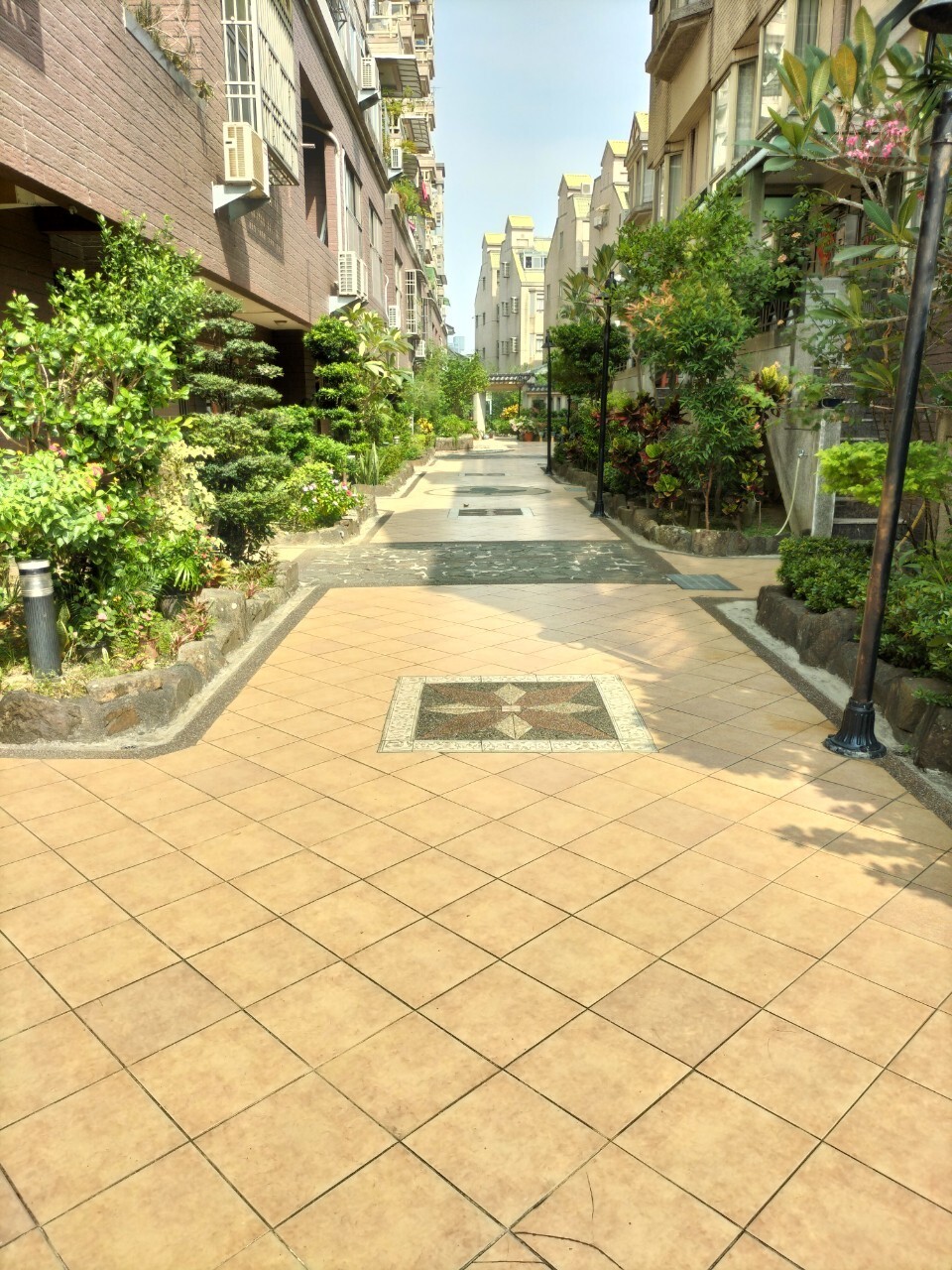 台南花與綠台南市東區裕信路樓中樓虎尾寮復興國中31房樓中樓電梯大樓 房屋出售 樂屋網