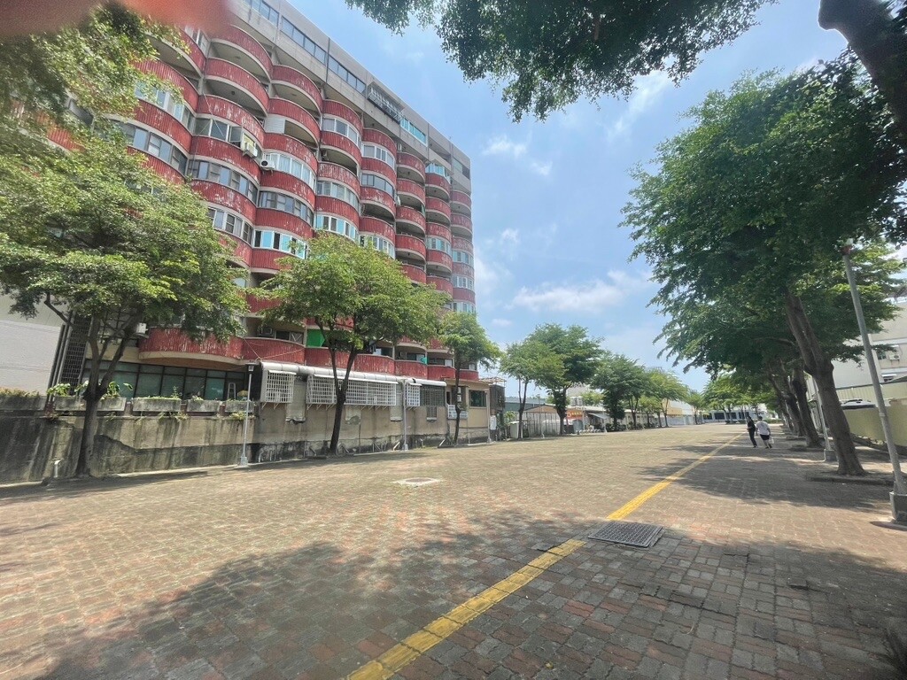 三多三星大廈高雄市苓雅區文橫二路電梯大廈《幸福珍》三多店住商圈福12 房屋出售 樂屋網