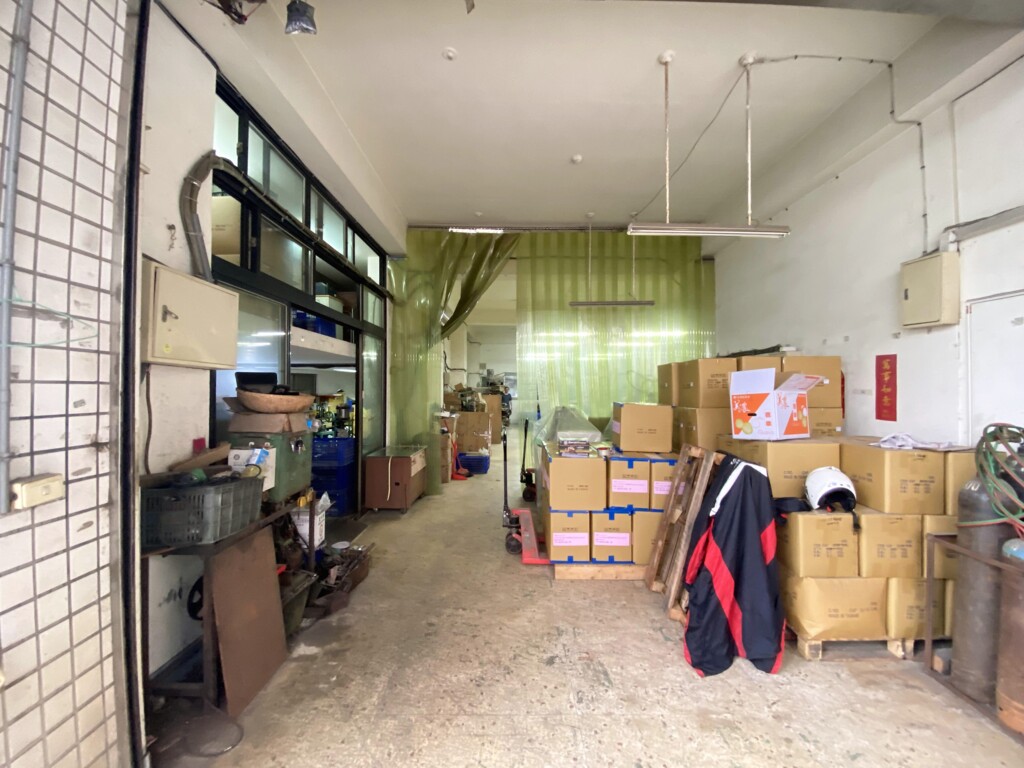 工廠福德一路稀有1、2樓廠辦【中信商仲小周】新北市汐止區福德一路 樂屋網 廠房買賣