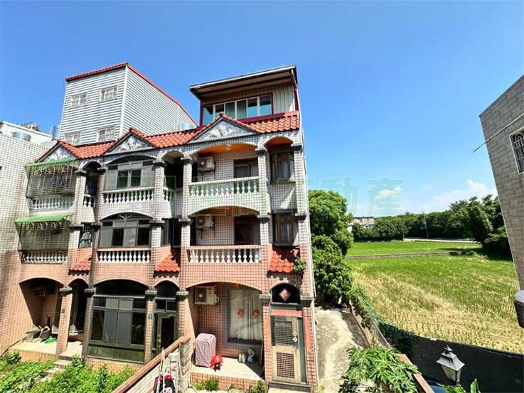專任近湖口市區前院花園邊間透天 新竹縣湖口鄉買房子、房屋出售 樂屋網