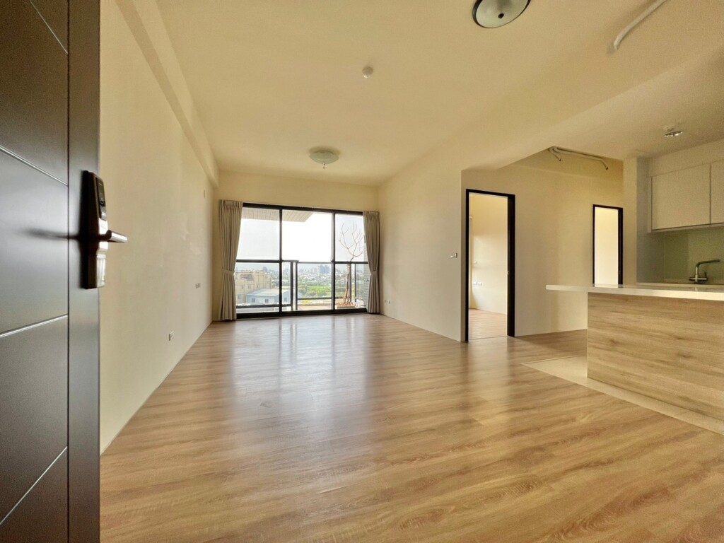 詠丞悅森林,台中市潭子區祥和路,電梯大廈,潭子輕屋齡5樓樹梢戶+平面車位 台中房地 | 房屋出售 | 樂屋網