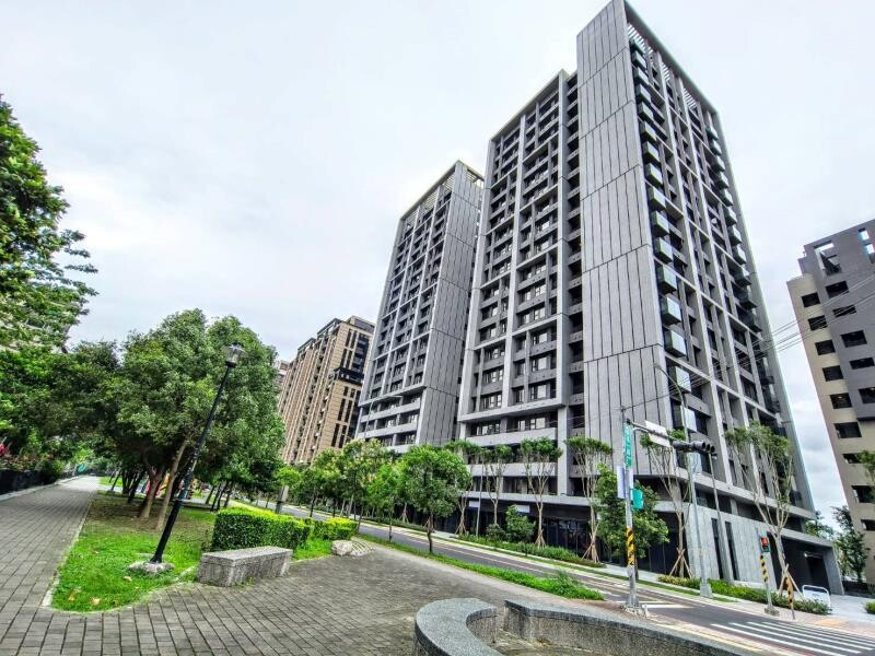 國泰豐和新北市新店區啟文路電梯大廈注意央北超稀有國泰豐和三房車 房屋出售 樂屋網