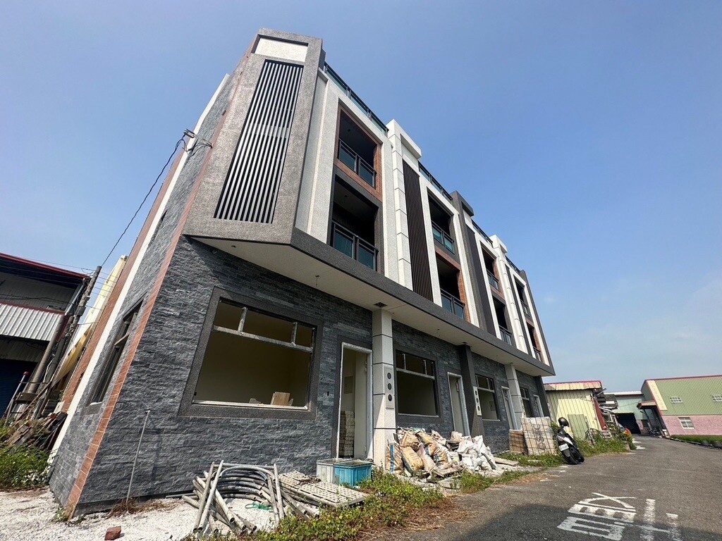 彰化縣秀水鄉西平巷別墅秀水明正國小全新別墅車庫停車 房屋出售 樂屋網