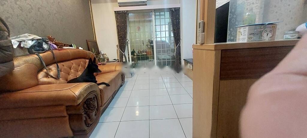 中山芳鄰桃園市桃園區國豐六街華廈 中山芳鄰一樓 超值買小用大、稀有大庭院、機能優 房屋出售 樂屋網