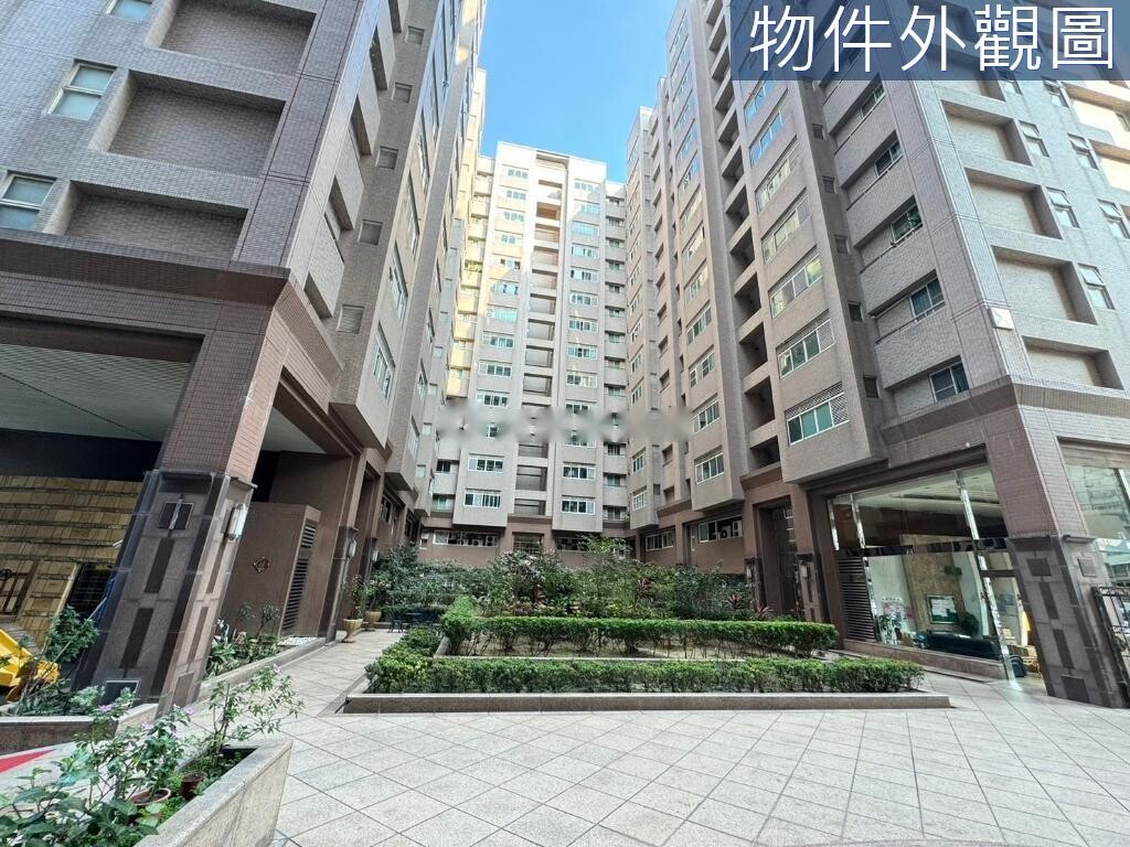遠東大博爵高雄市三民區正興路電梯大廈正興國中遠東大伯爵3房大平車 房屋出售 樂屋網