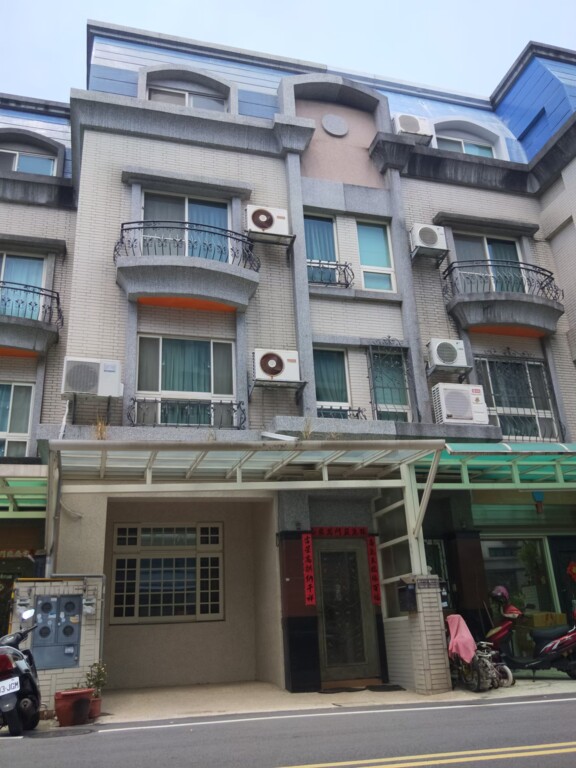 新竹縣竹東鎮中原街透天厝【專任】竹東台泥重劃明亮機能別墅 房屋出售 樂屋網