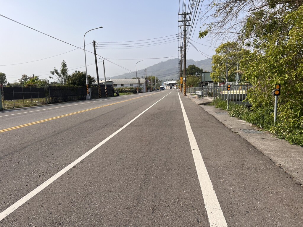 農地★近東勢巿區★臨大馬路★面寬28米美土地★台中市東勢區東蘭路70號 樂屋網 土地買賣