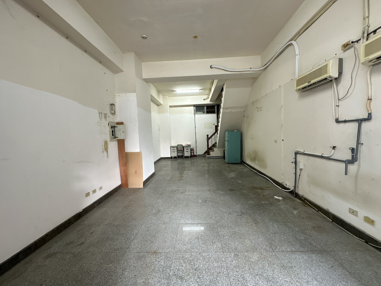 得意家族台中市南屯區春安三街電梯大廈南屯嶺東精科12樓店住【旁邊多個社區人潮眾多】 房屋出租 樂屋網