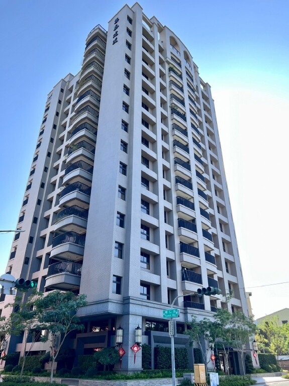 集泰雅馥高雄市苓雅區輔仁路電梯大廈技擊館站雅馥全新四房平車 房屋出售 樂屋網
