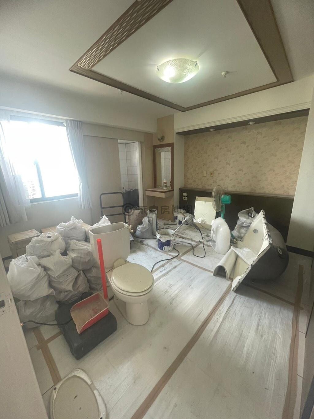 全友歐堡台中市南區南平路電梯大廈【南區】美村南路31房平車稀有釋出 房屋出售 樂屋網